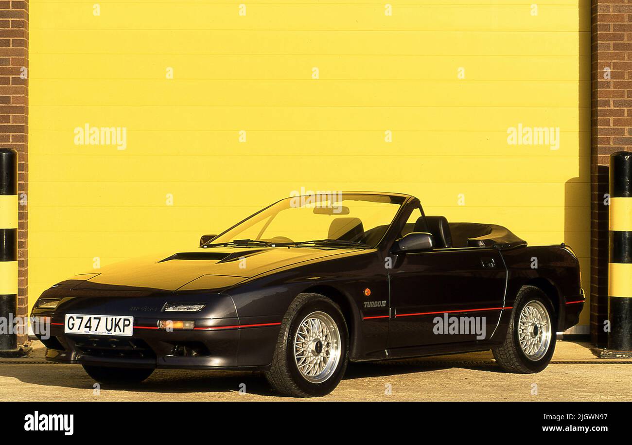 1990 Mazda RX7 Turbo II convertible Stock Photo - Alamy