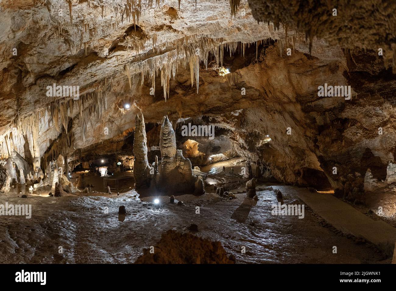 Lipa cave montenegro hi-res stock photography and images - Alamy