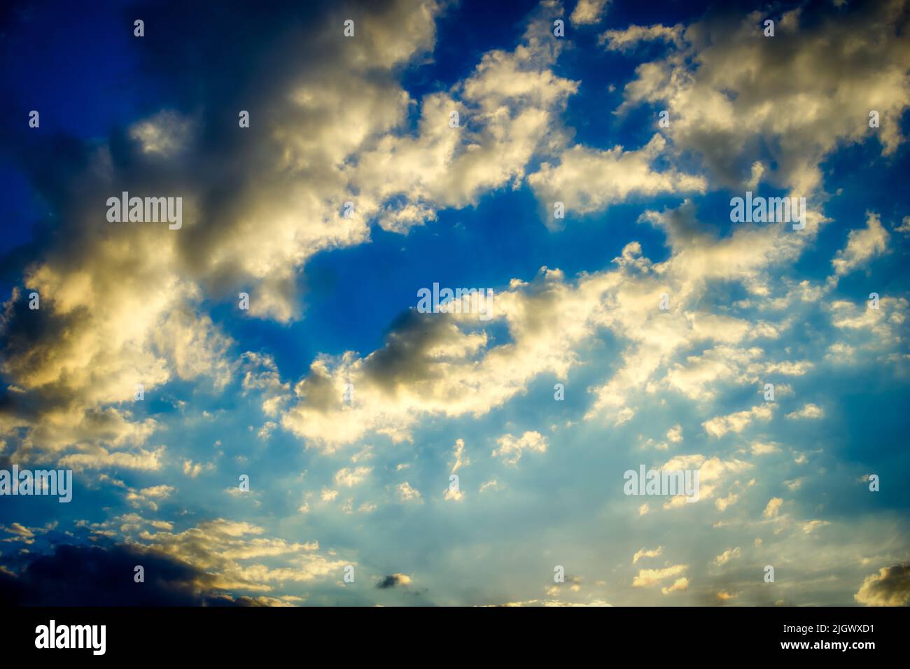 Multicolor sunset hi-res stock photography and images - Alamy