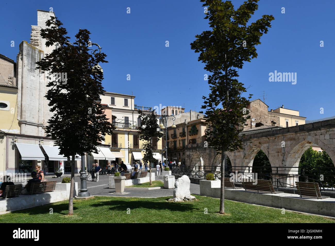 A square of Sulmona, an Italian village in the Abruzzo region Stock ...
