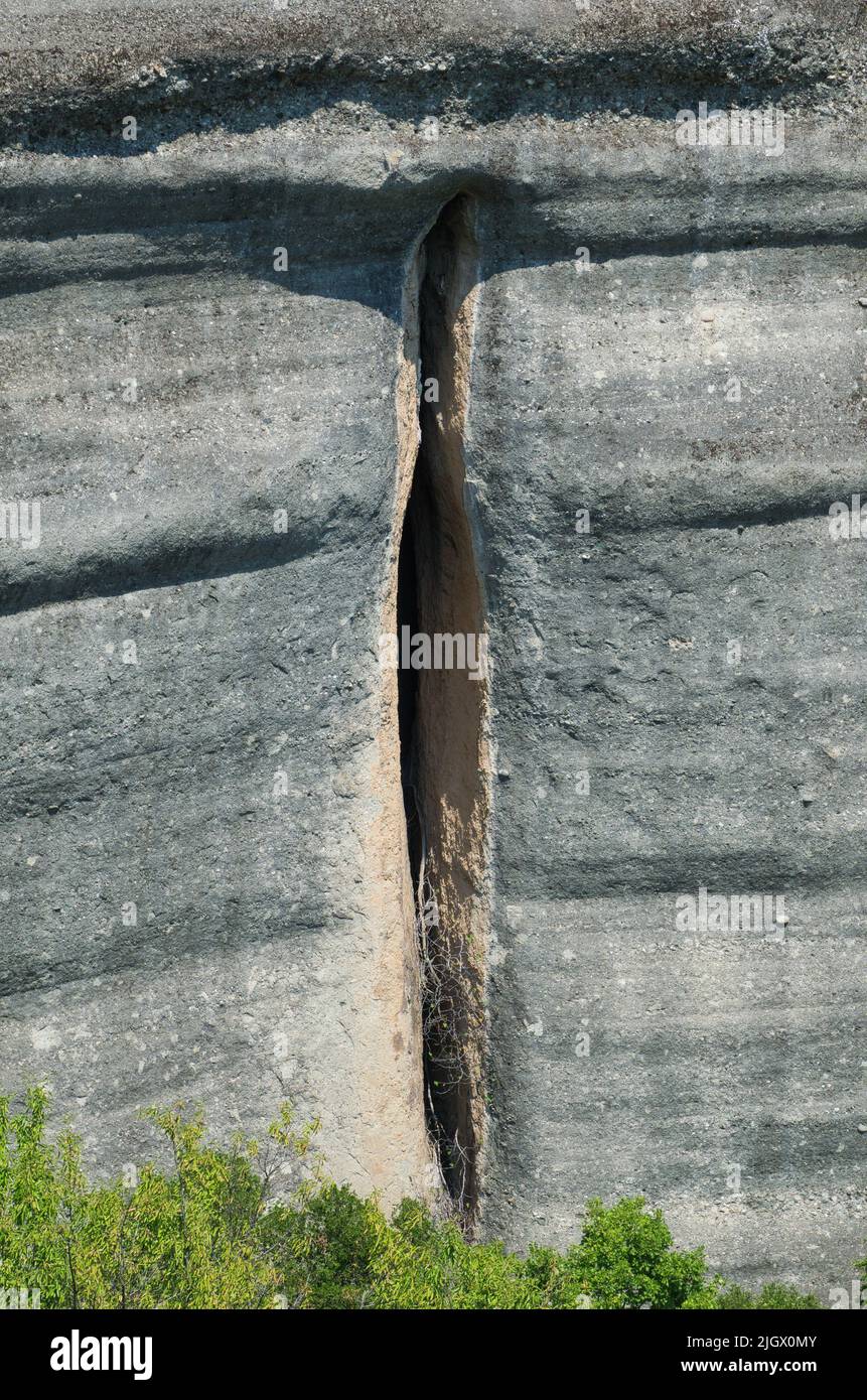 The Meteora complex consists mainly of Oligocene and Miocene pebbly ...