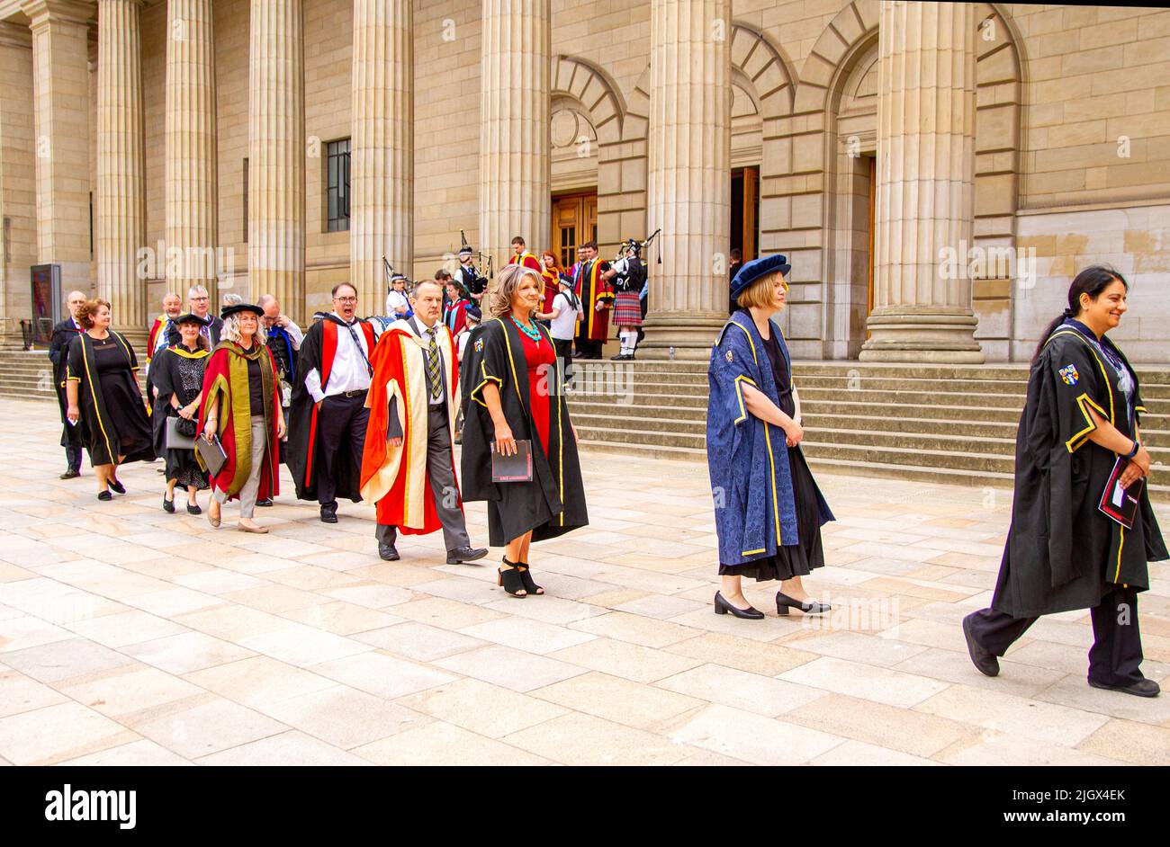 Abertay university graduation ceremony hi-res stock photography and ...