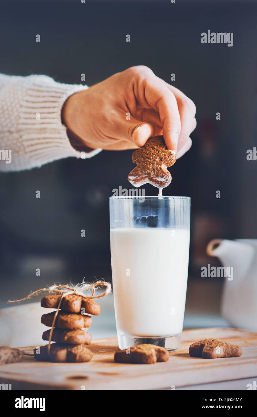 Gingerbread man cookie milk hi-res stock photography and images - Alamy