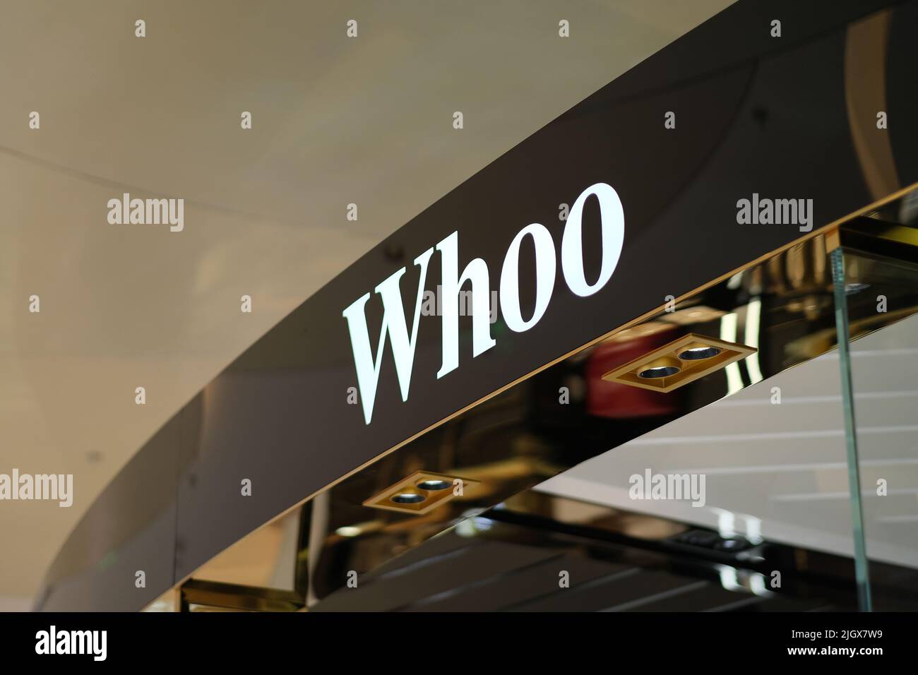 Shanghai,China-Dec.12th 2021: close up Whoo store logo. Korean skin ...