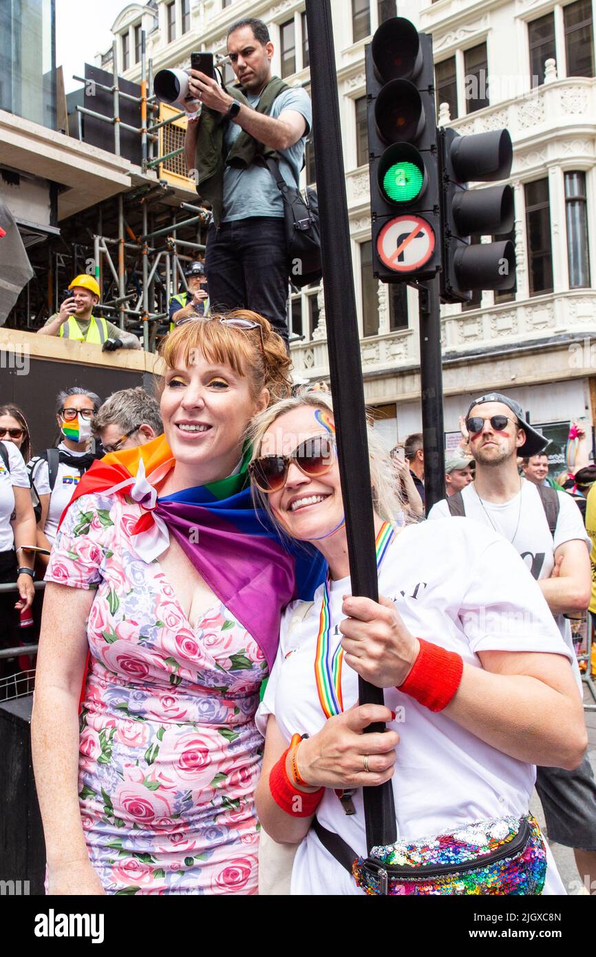 Scenes of The Independent marching in the Pride in London parade 2022 ...