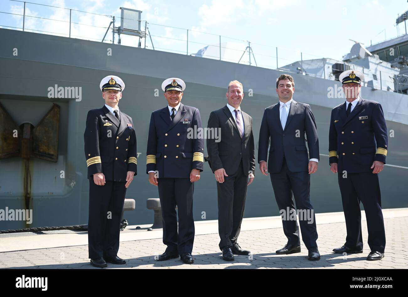 Fleet inspector hi-res stock photography and images - Alamy