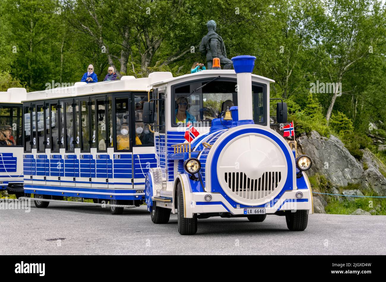 Blue and white tourist sightseeing train hi-res stock photography and ...