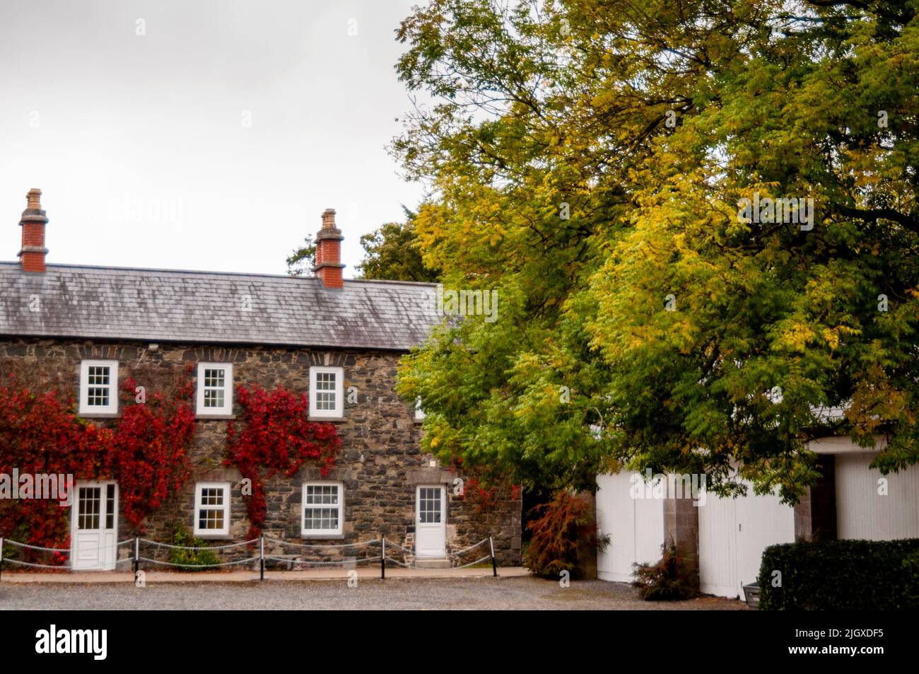 Hunting country estate ireland hi-res stock photography and images - Alamy