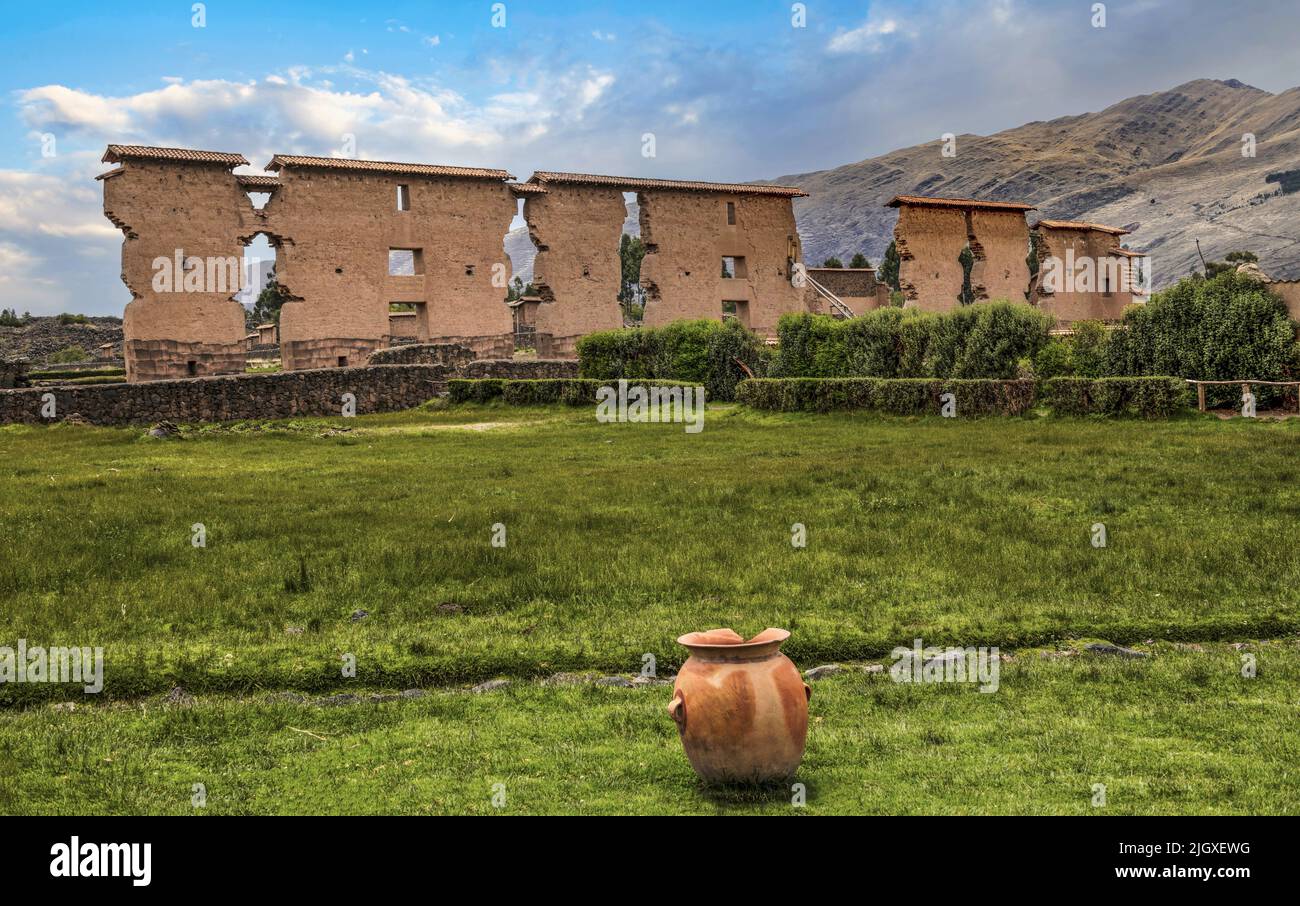 Inca Temple of Wiracocha, Peru Stock Photo - Alamy