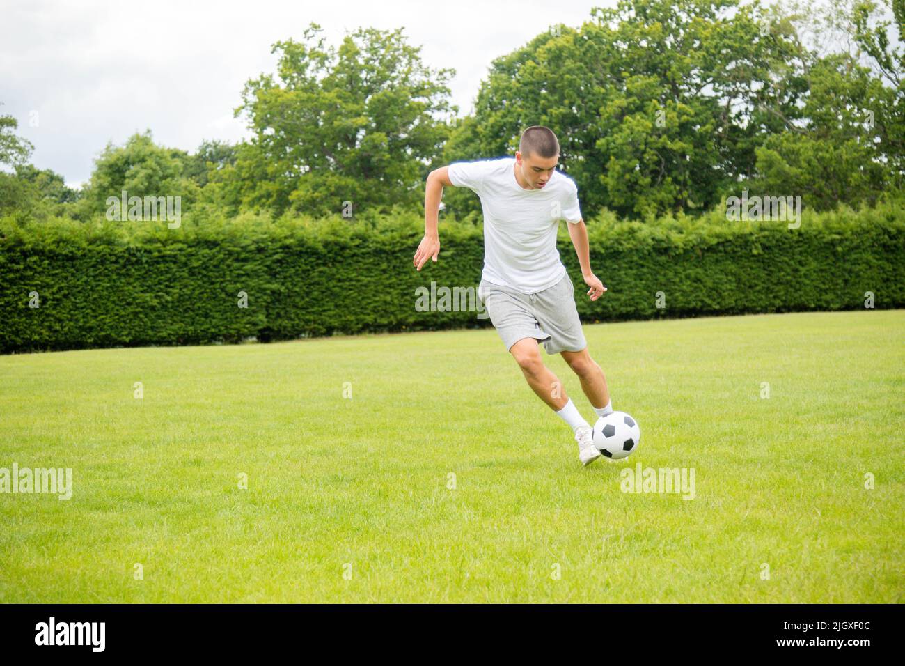 Uk teenager football training hi-res stock photography and images - Alamy