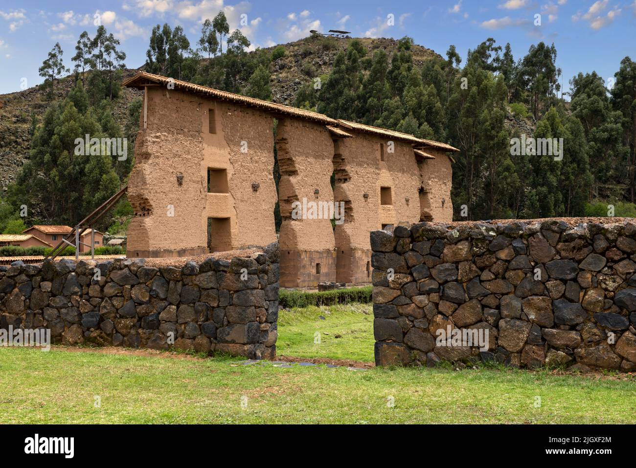 Inca Temple of Wiracocha, Peru Stock Photo - Alamy