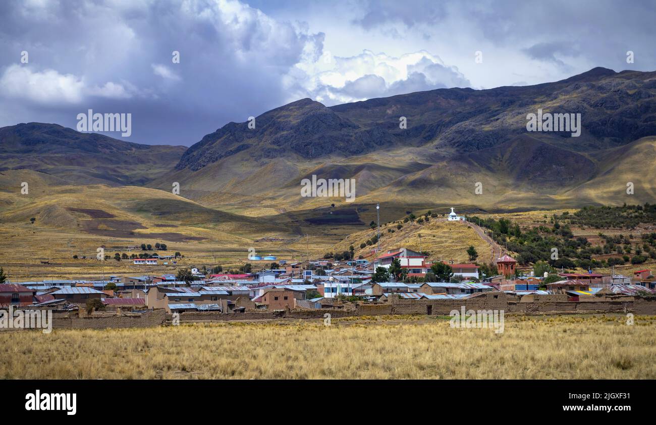 Andean Peruvian village of Santa Rosa Stock Photo - Alamy