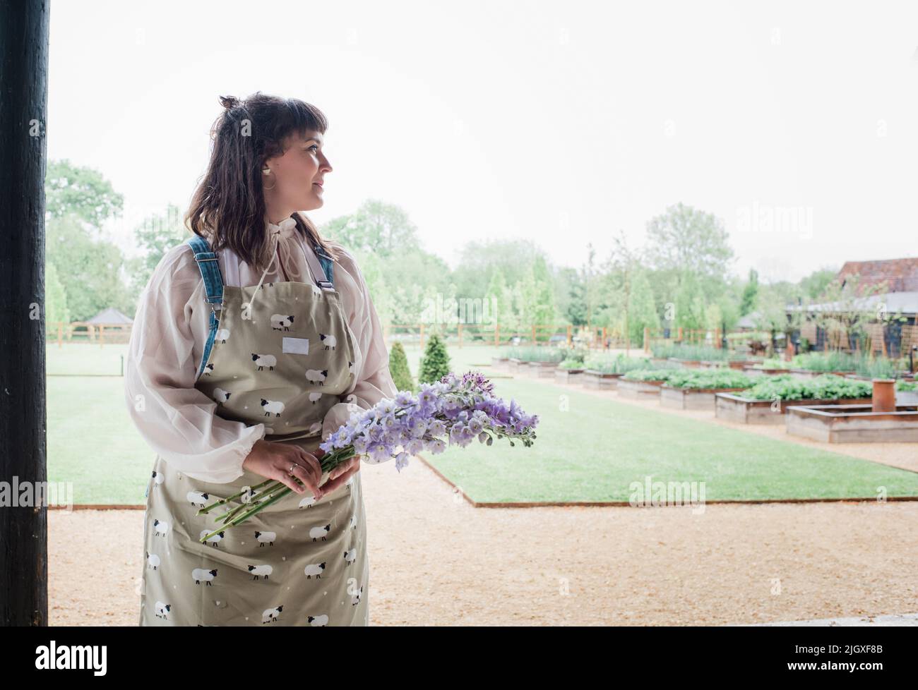 Work florist beautiful spring hi-res stock photography and images - Alamy