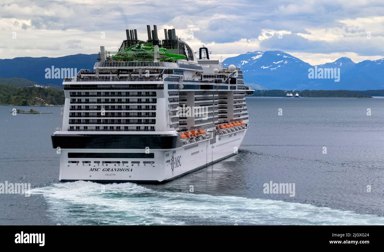 Cruise ship msc grandiosa hi-res stock photography and images - Alamy