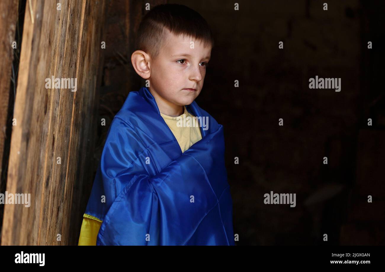 Russian homeless child hi-res stock photography and images - Alamy