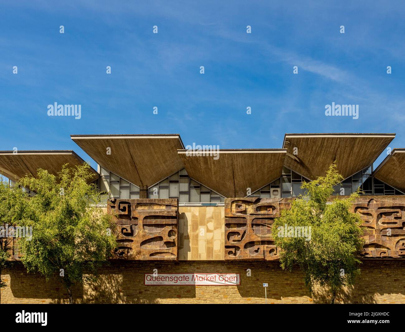 Queensgate Market exterior with its square decorative ceramic friezes ...