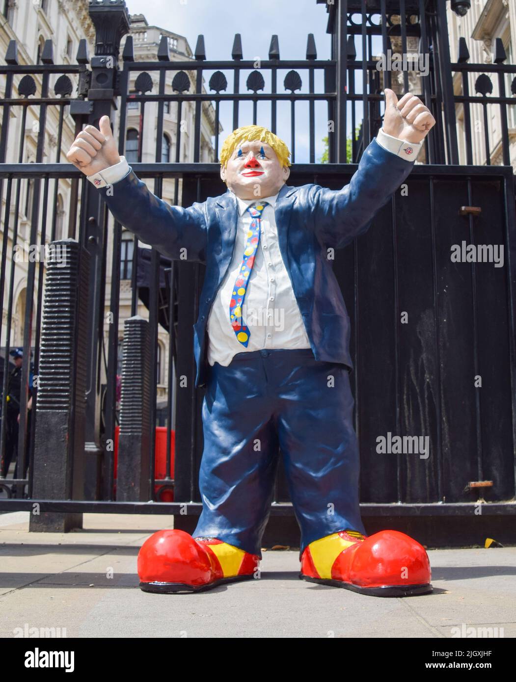 Boris johnson clown hi-res stock photography and images - Alamy