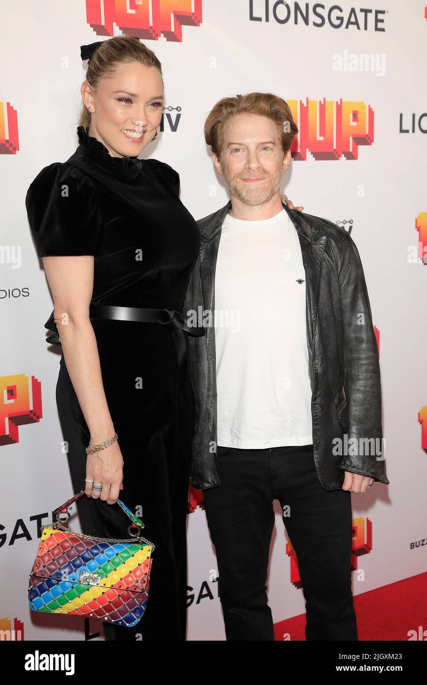 Seth Green And Clare Grant 2022