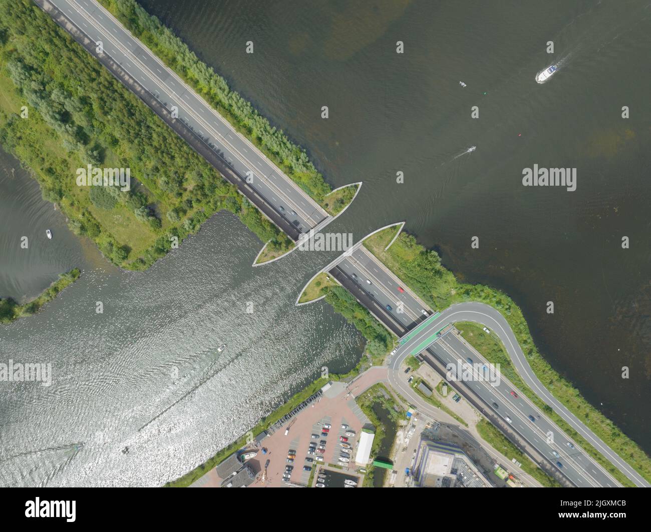 Veluwemeer aqueduct netherlands hi-res stock photography and images - Alamy