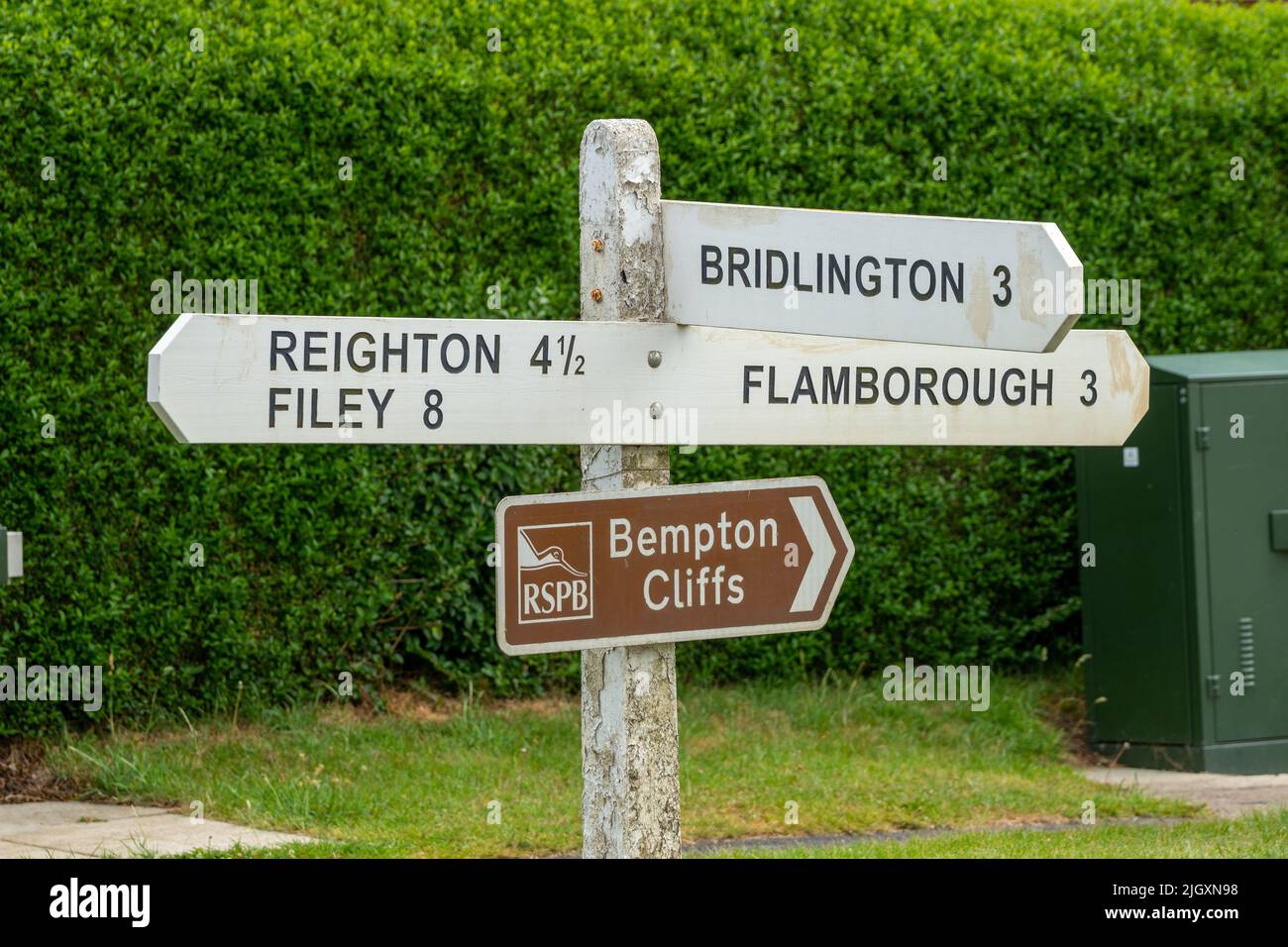 Signage for Bridlington, Flamborough, Reighton, Filey and RSPB Bempton ...