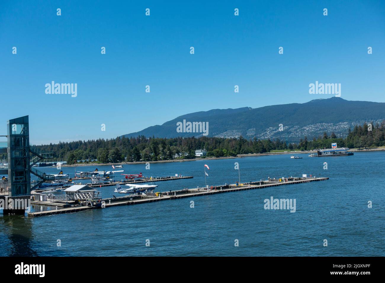 Seaplane Terminal in Vancouver Harbour Flight Center Stock Photo - Alamy