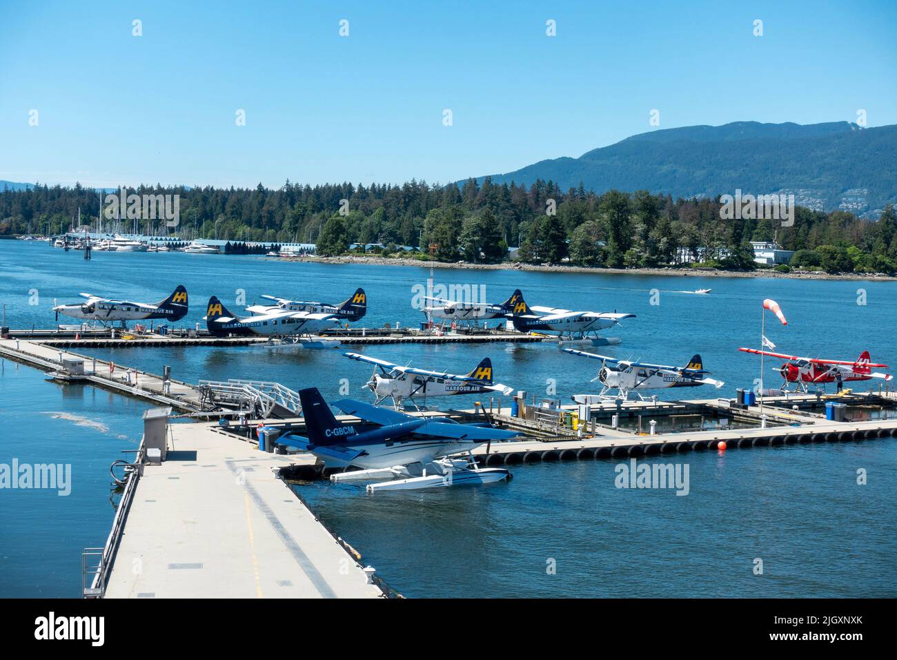 Seaplane Terminal in Vancouver Harbour Flight Center Stock Photo - Alamy