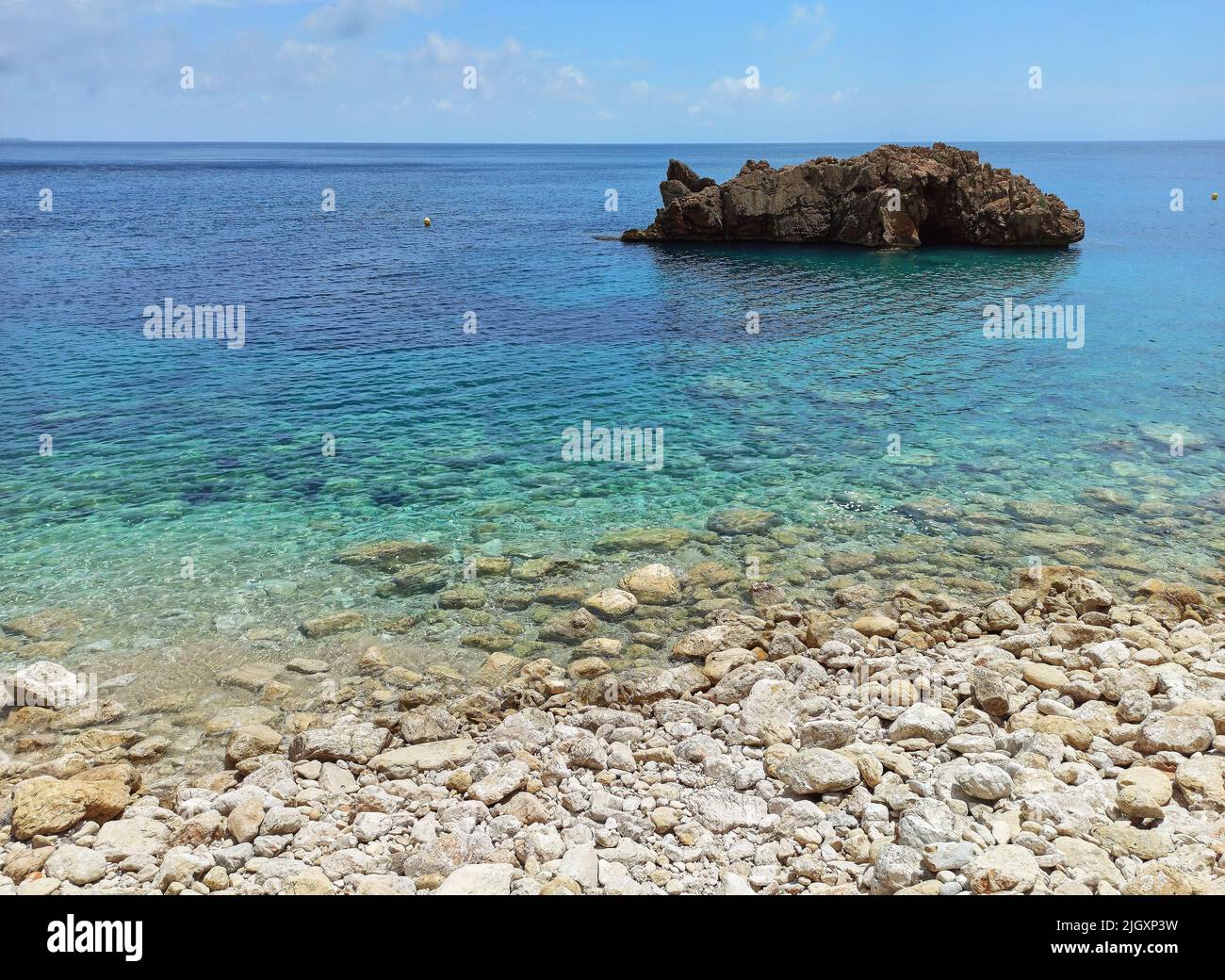 A seashore overseeing the deep ocean Stock Photo - Alamy