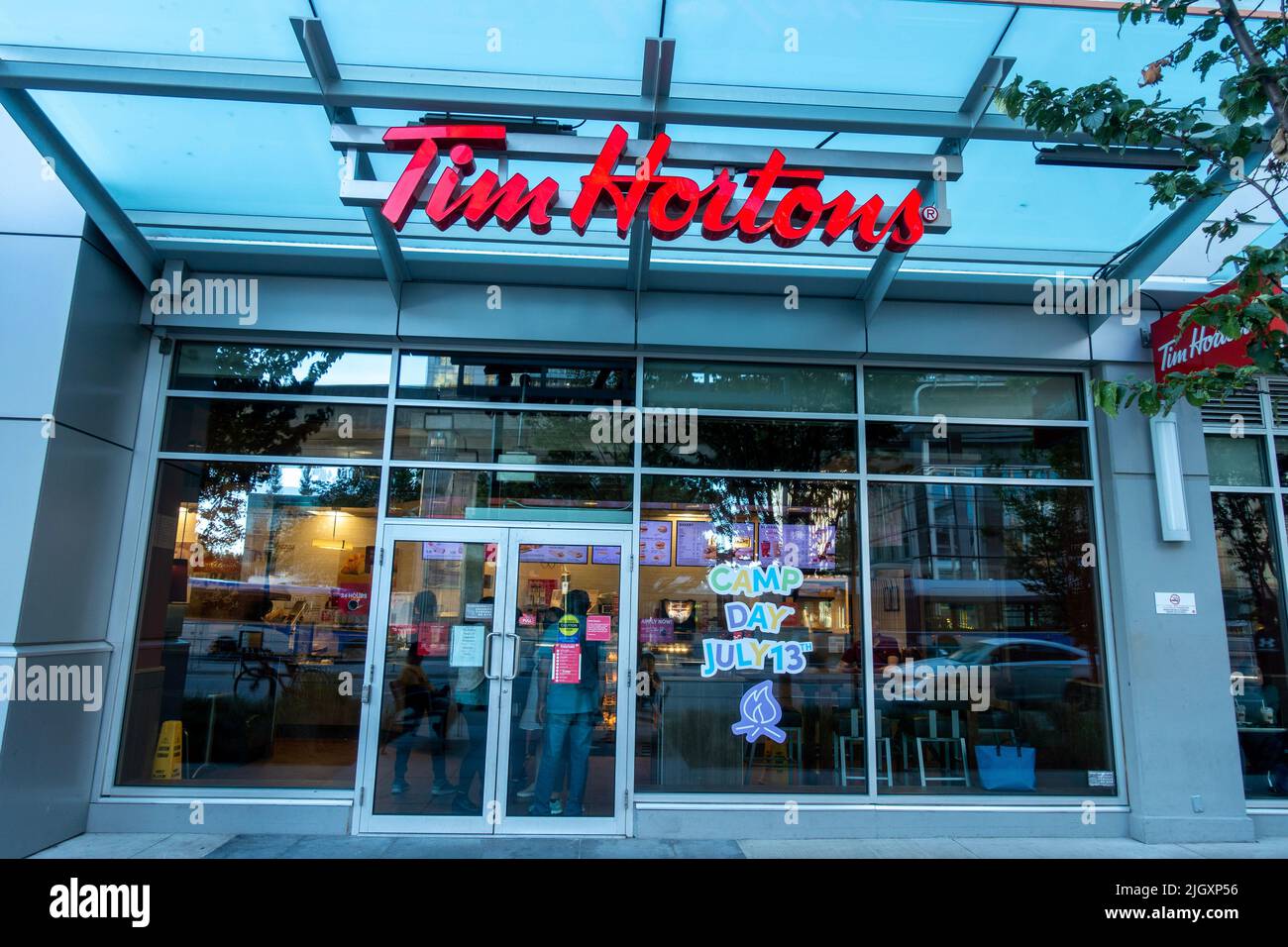 Tim hortons frontstore hi-res stock photography and images - Alamy