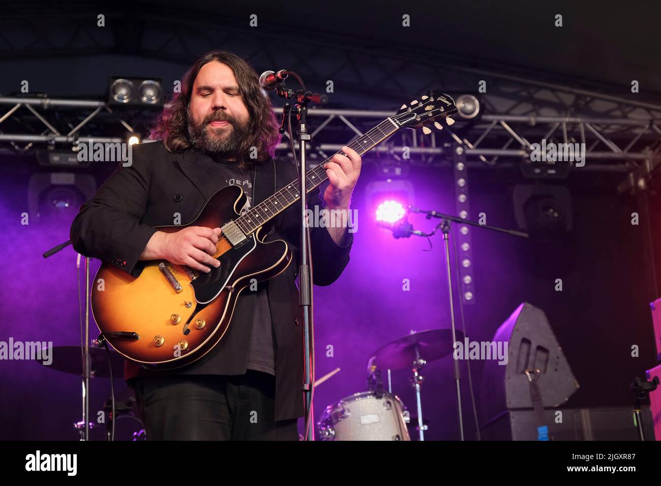 Romeo Stodart of The Magic Numbers performing at the Cornbury Festival ...