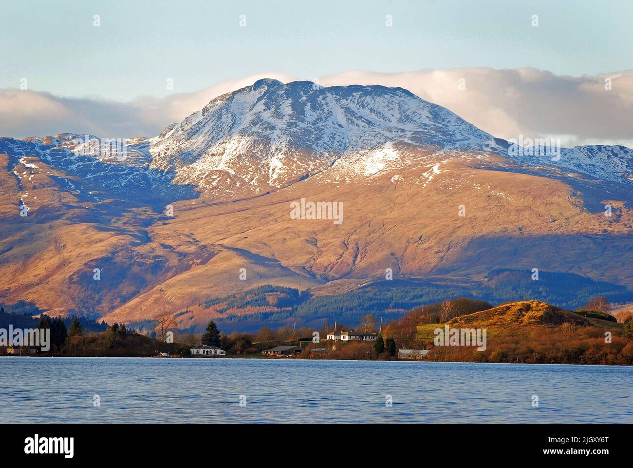 The majestic Ben Lomond mountain, towering above Loch Lomond, Scotland ...