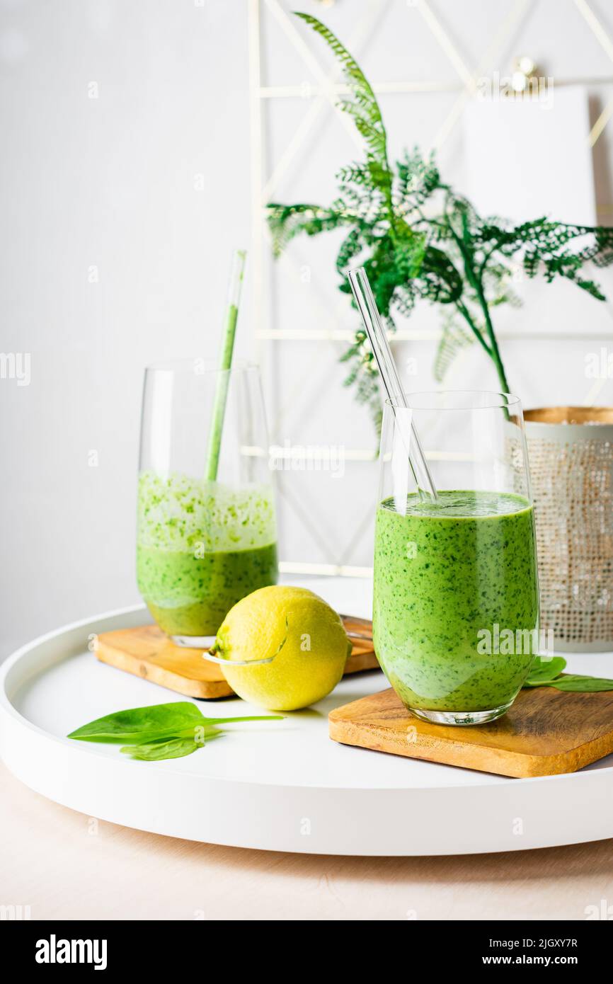 Healthy green smoothie, spinach, lemon. Super food, detox and healthy ...