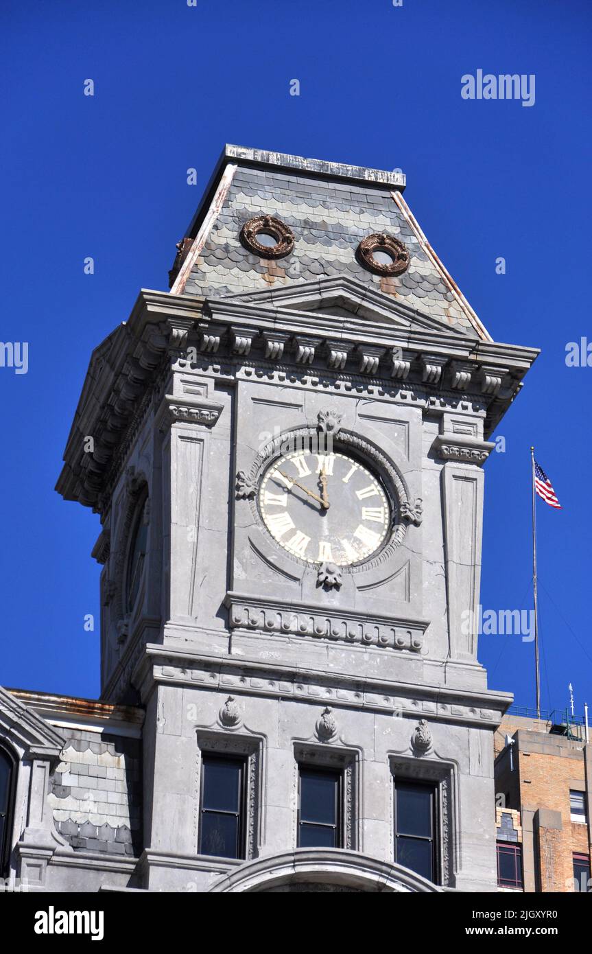 Gridley Building was built in 1867 at 101 S Salina Street at Clinton ...