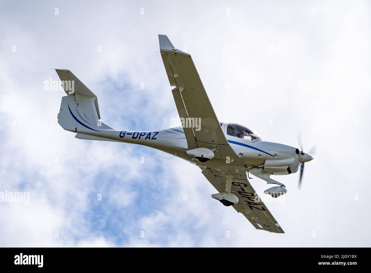 Da 40 Final Approach Bournemouth Airport Runway 26 Stock Photo - Alamy