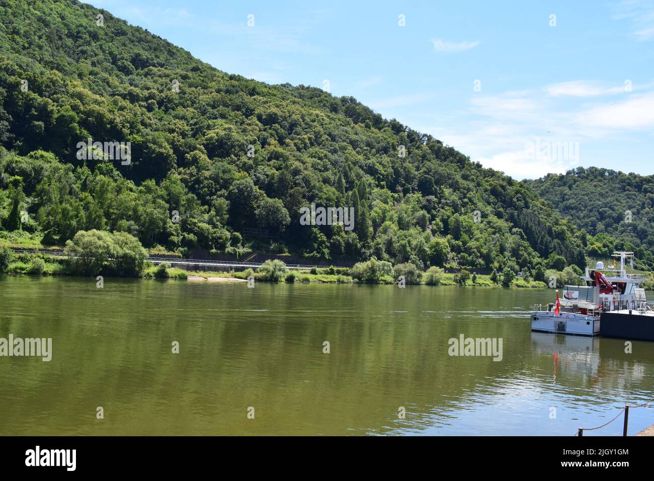 Mosel waterfront in Winningen Stock Photo - Alamy