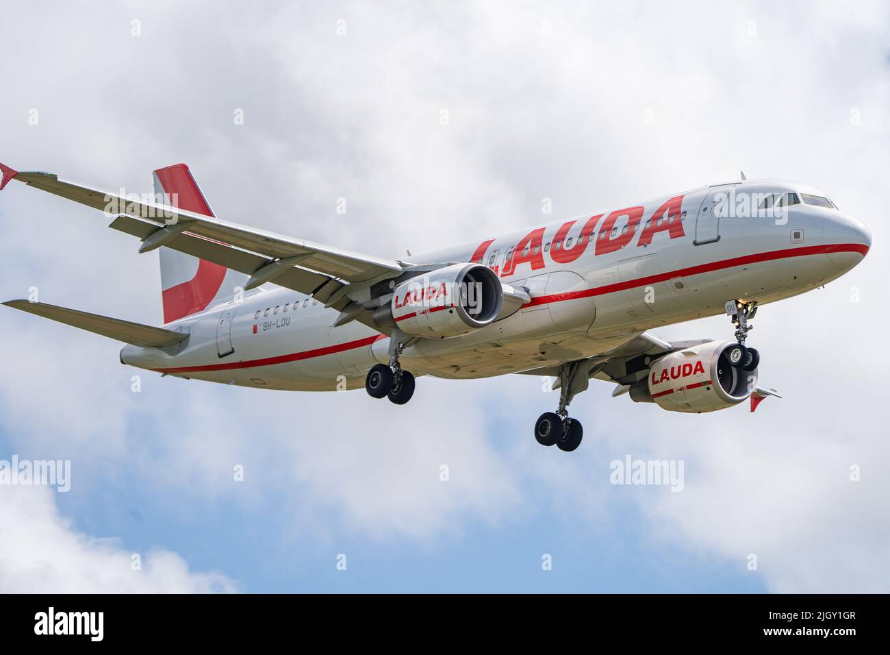 Lauda Airlines Final Approach Bournemouth Airport Runway 26 Stock Photo ...