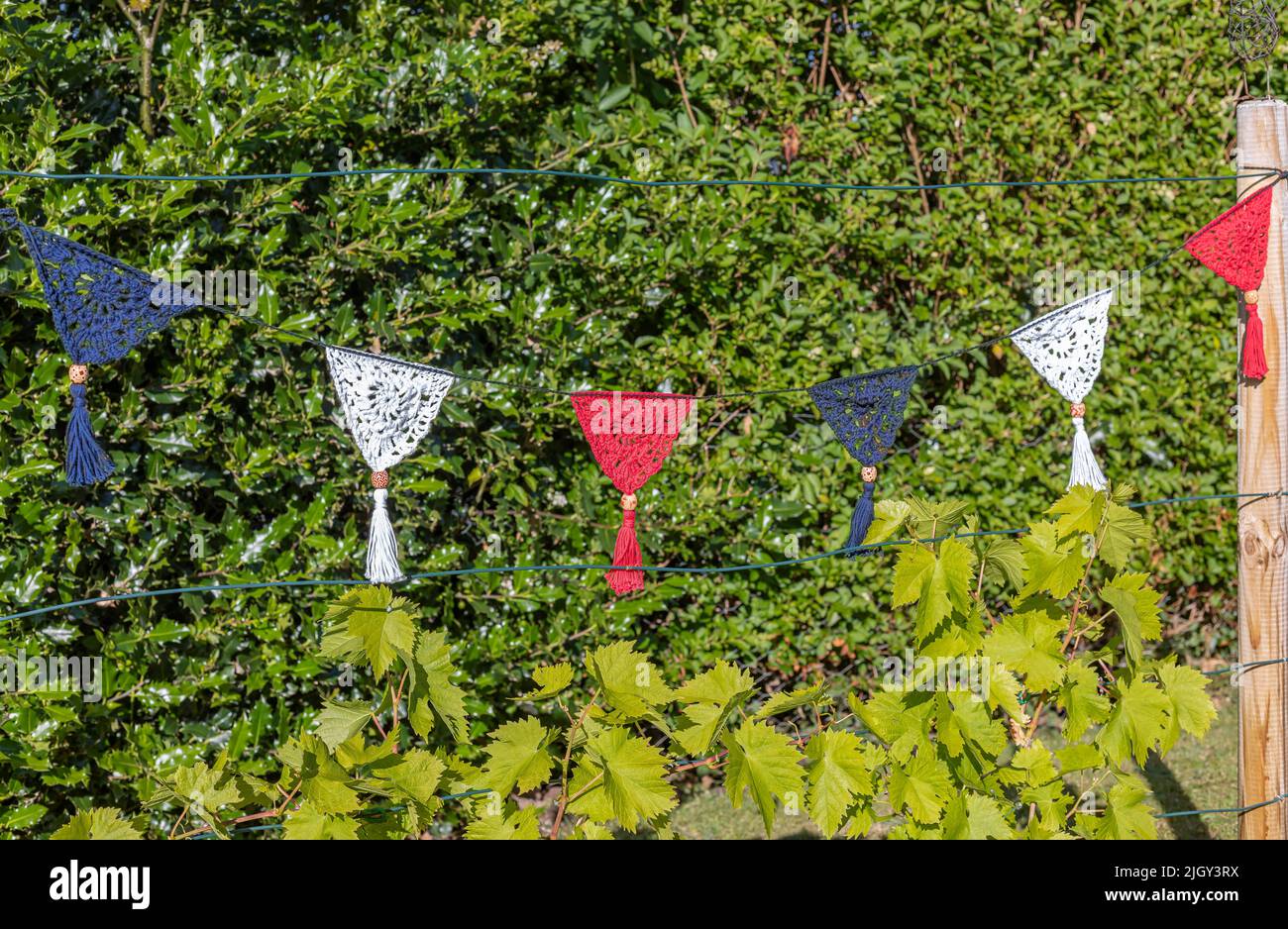 Red white and blue bunting hi-res stock photography and images - Alamy