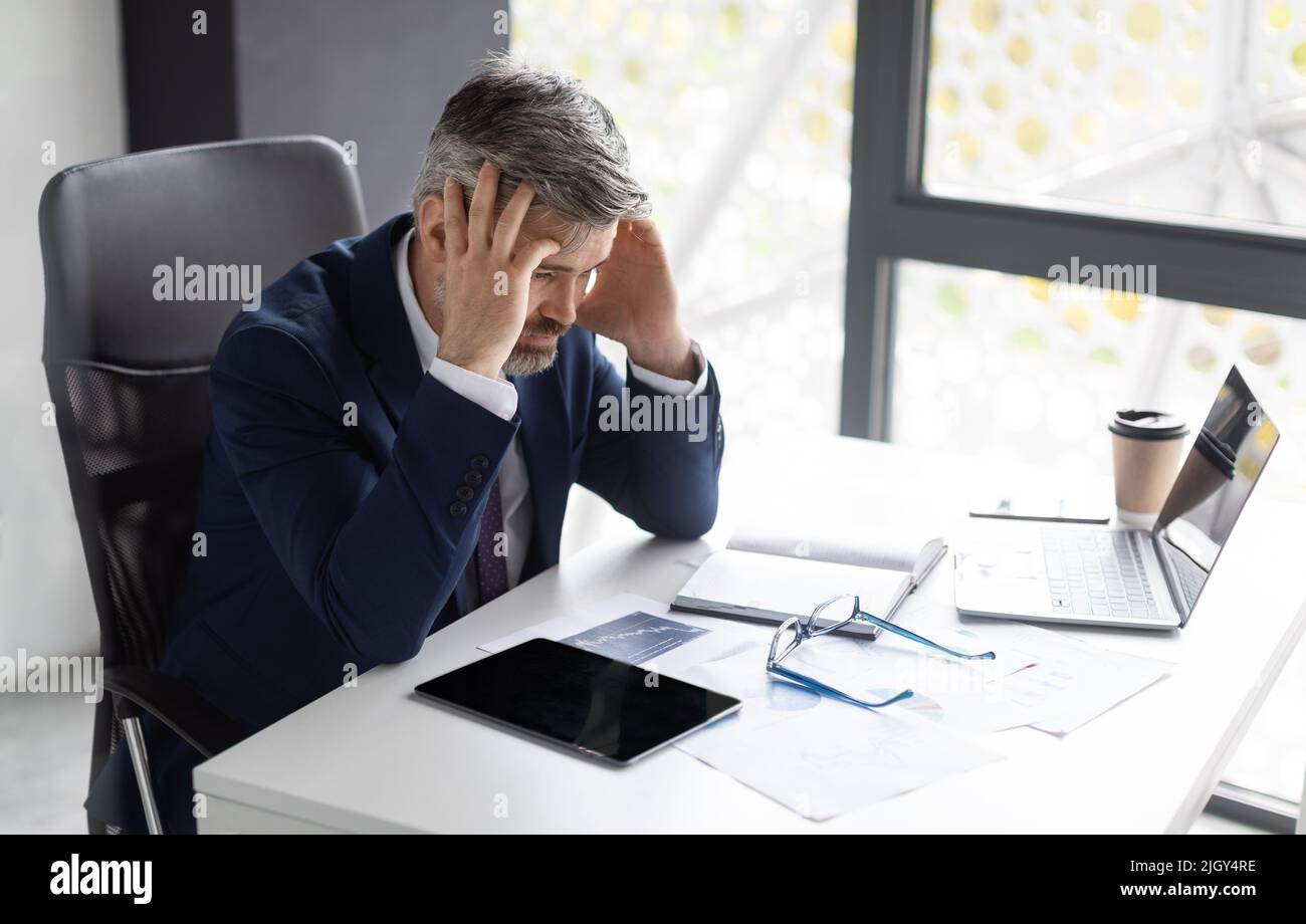 Work stressed hi-res stock photography and images - Alamy