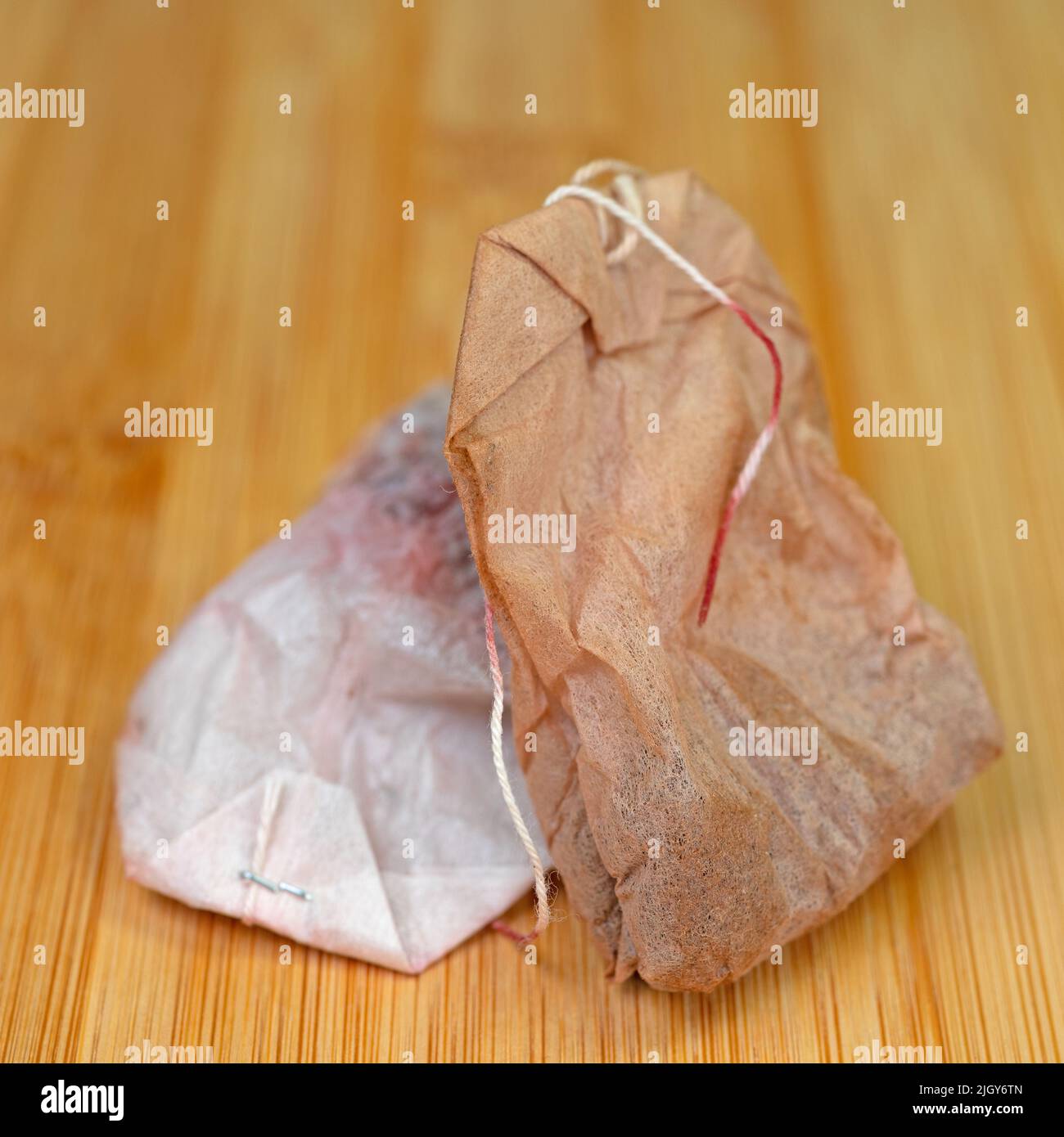 Recycle tea bags hi-res stock photography and images - Alamy