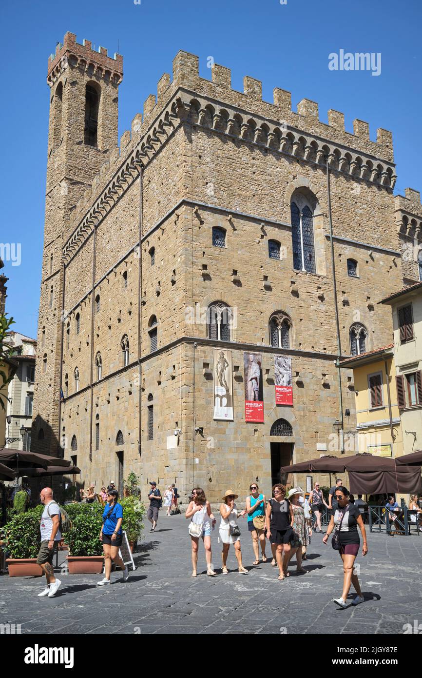 Bargello museum exterior hi-res stock photography and images - Alamy