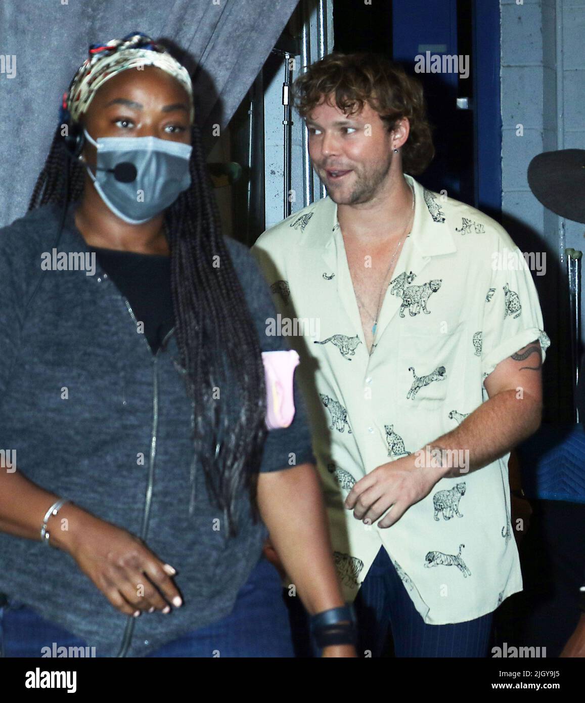 5 Seconds Of Summer At Good Morning America -PICTURED: Luke Hemmings ...