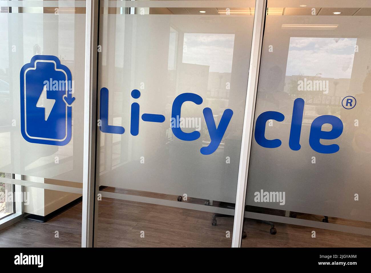 Li cycle corp hi-res stock photography and images - Alamy
