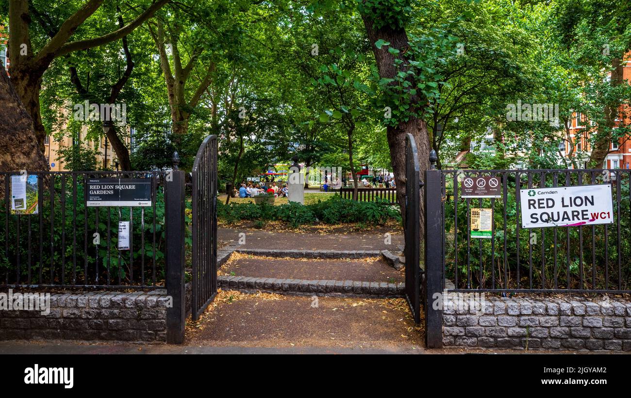 Red Lion Square Holborn London WC1 - Red Lion Square was originally ...