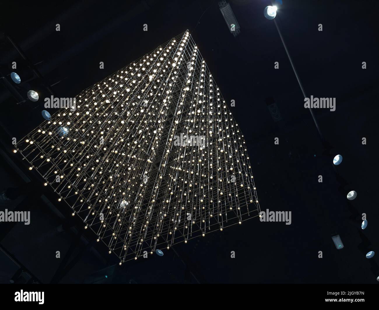 Luxury cube shaped chandelier with bulbs Stock Photo - Alamy