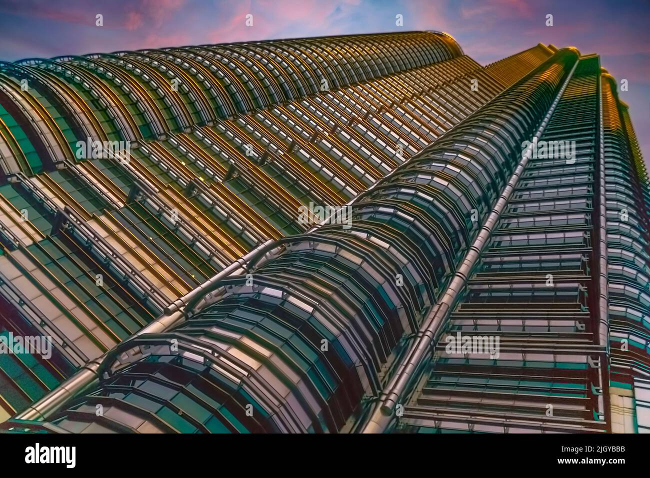 The petronas tower one skybridge hi-res stock photography and images ...