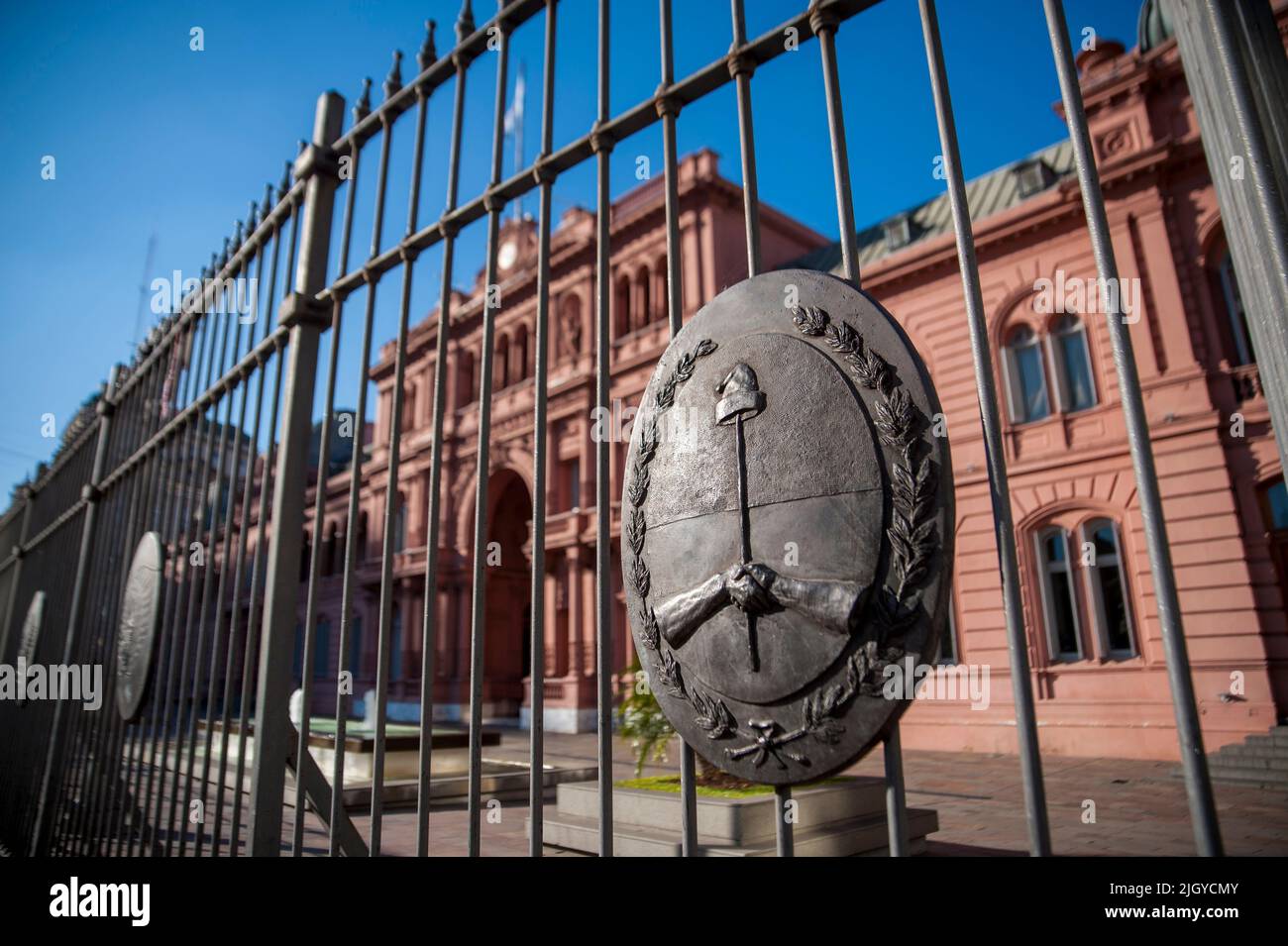 The National Shield on the fence of the Casa Rosada Stock Photo - Alamy