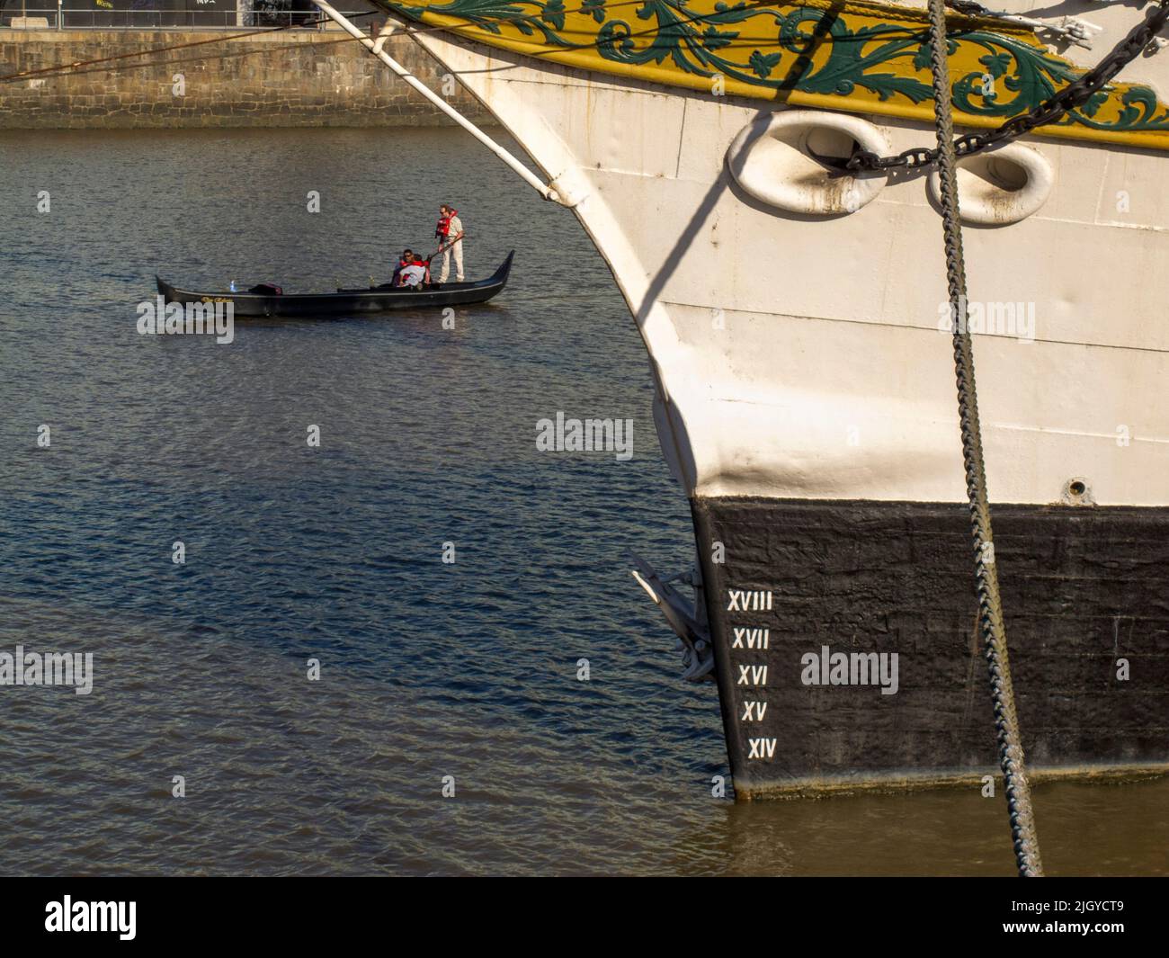 Close up gondola front part hi-res stock photography and images - Alamy