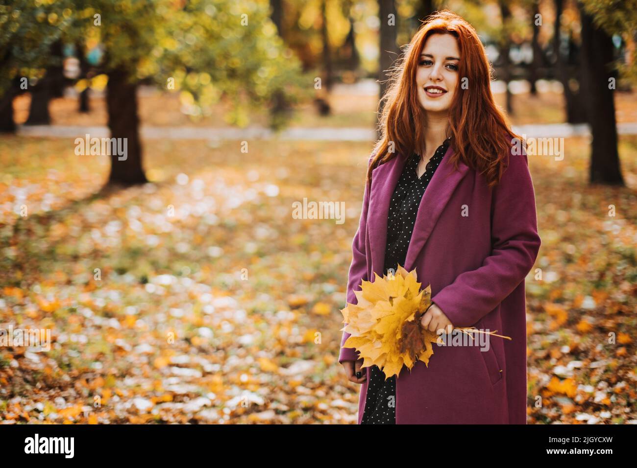 Autumn fashion, earth tones style, bright fall color palette. Portrait ...