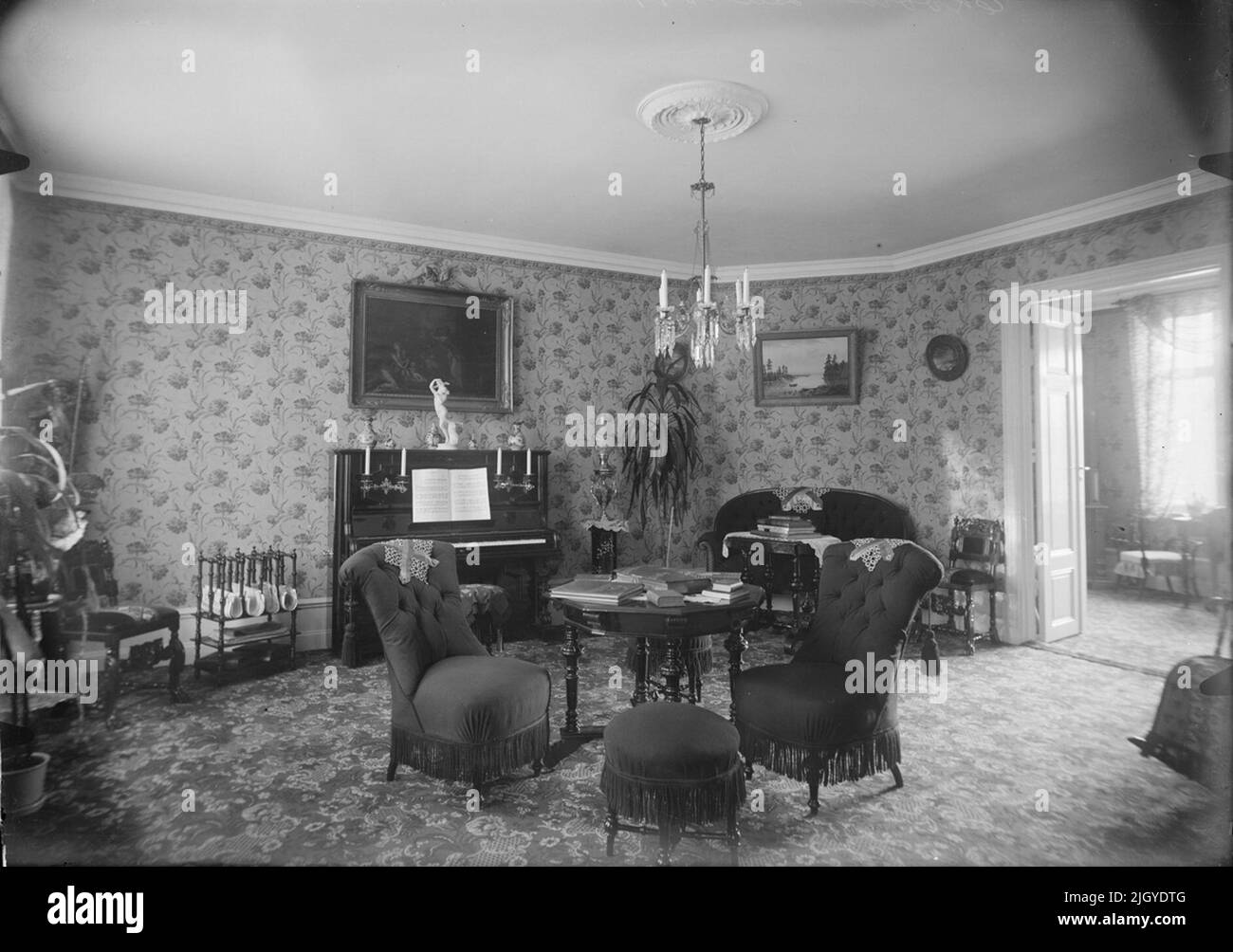 Tailor Master Carl Ekbom's home, dining room, Svartbäcksgatan 4 ...