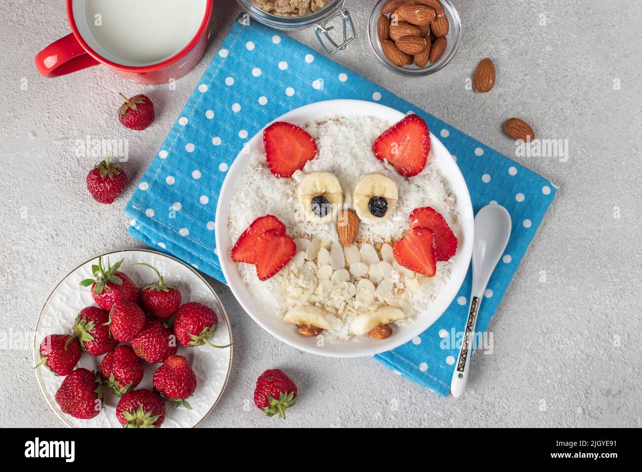 Fun food for kids - Owl shaped oatmeal with strawberry, banana, nuts ...