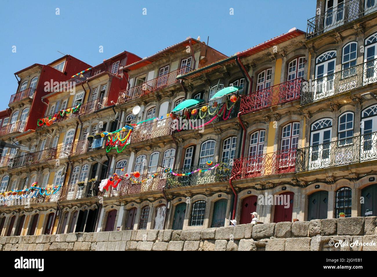 Porto river portugal drawing hi-res stock photography and images - Alamy
